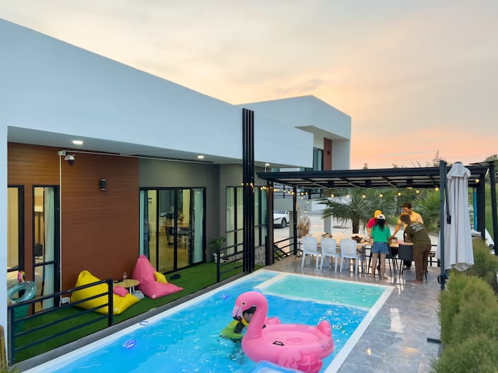 Pp Lake Pool Villa & Airport Retreat - Mueang Chachoengsao District