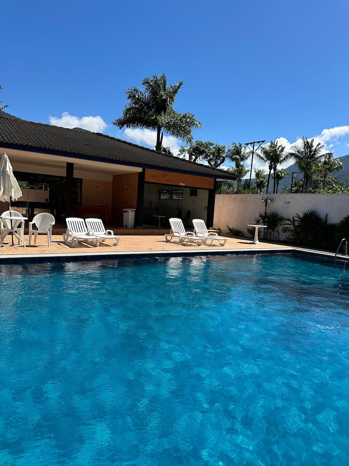 Excelente Condominio Em Maresias A 50mts Da Praia - São Sebastião