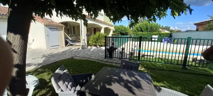 Gite Les Deux Colombes - Villeneuve-de-Berg