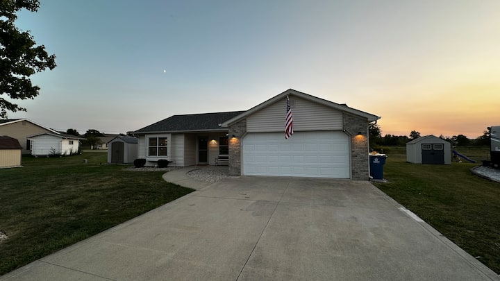 Emerald Of Bluffton 3/2 Ranch House, Fan Fav - Bluffton, IN