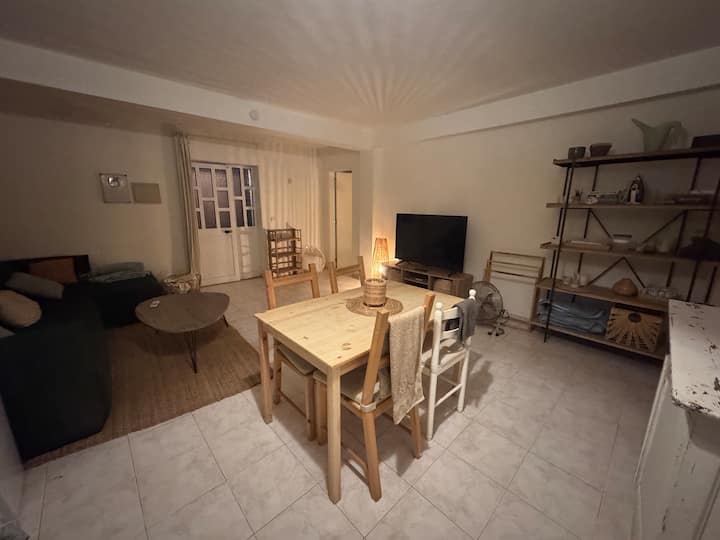 Cozy Seaside Apartment With Fast Wifi (Starlink) - Vila do Bispo