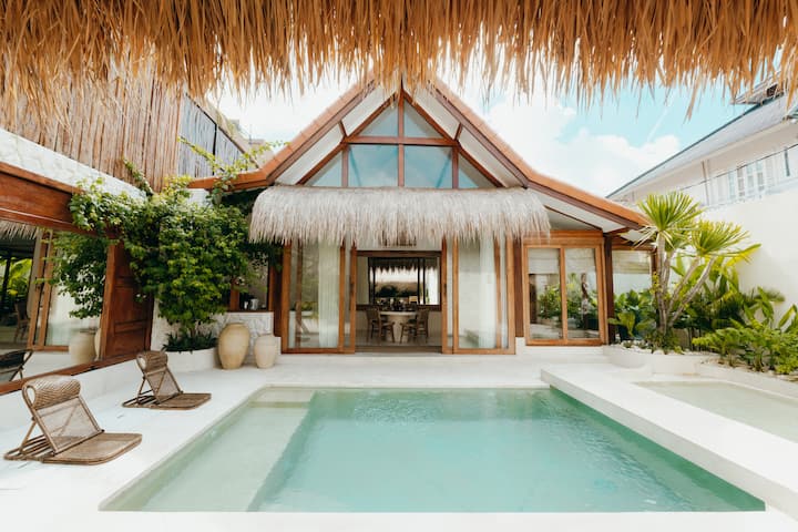 Villa Pyrite - Indonesia