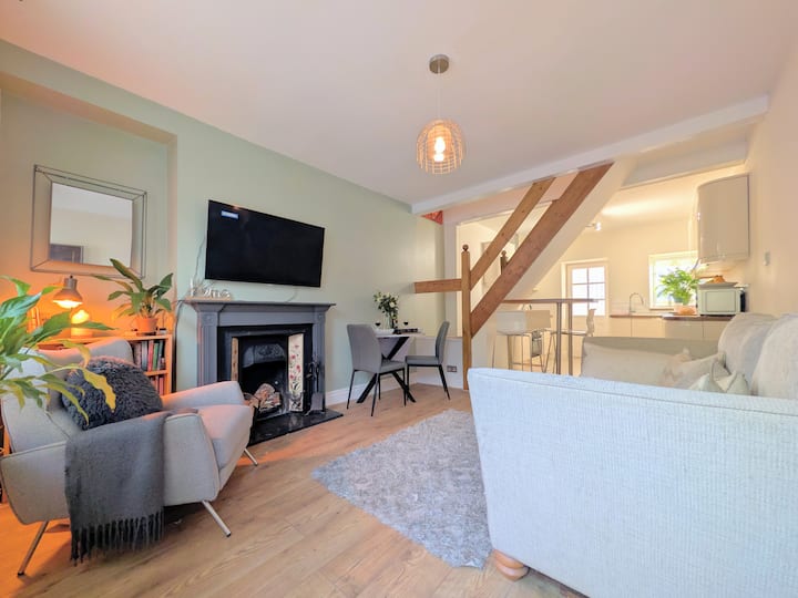 St Austell Town Pad - Short Drive To Beaches - St Austell