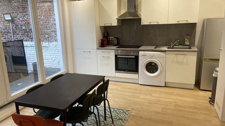 Charmant Grand Et Jardin Lumineux - Anderlecht