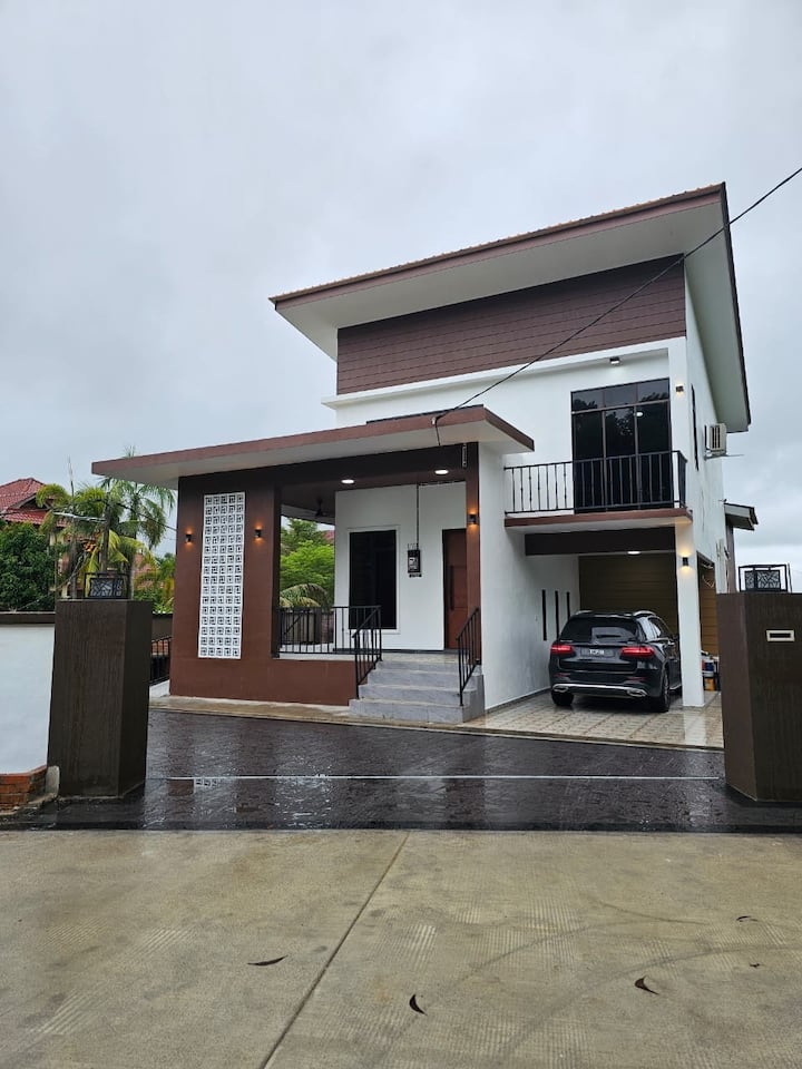 Laman Lisa Homestay @ Batu Burok Kuala Terengganu - Terengganu