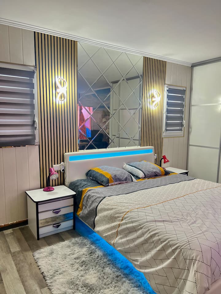 Loft Douillet 37m² + Immense Tv 75” - Tarare