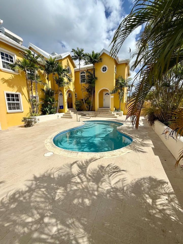 3-bed Apt W/pool & Ac - Barbados