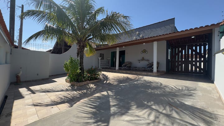 Casa C/churrasqueira  Wi-fi A 600m Mar 6x S Juros - Peruíbe