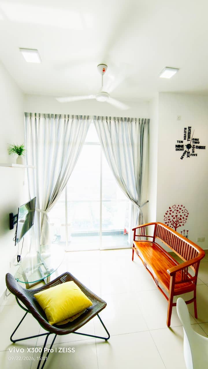 Sky Cozy Balcony Suite Near Kpj Bm - Penang