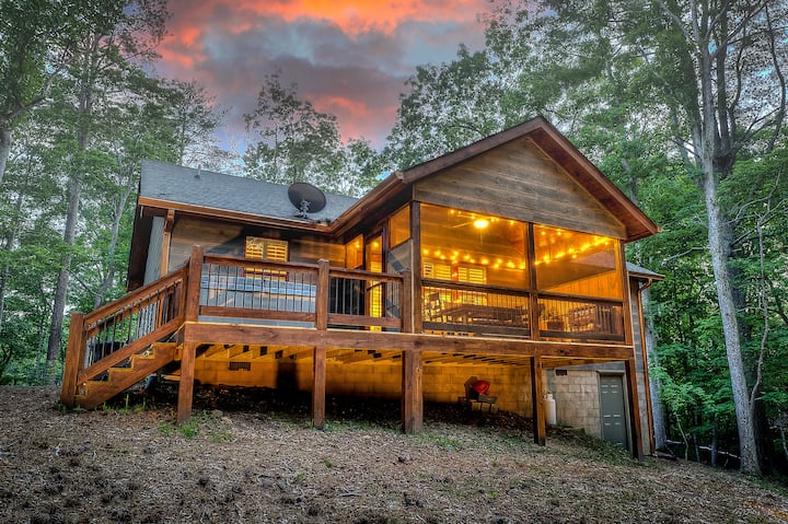 Connosha Cabin | Hot Tub, Heated Pools In Resort - Ellijay