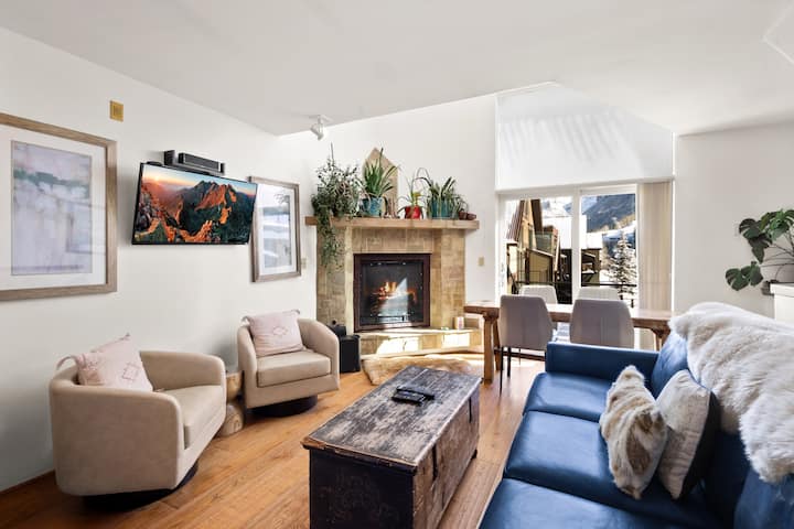 Amazing Views/3 Bed/dogs/hot Tub - Telluride, CO