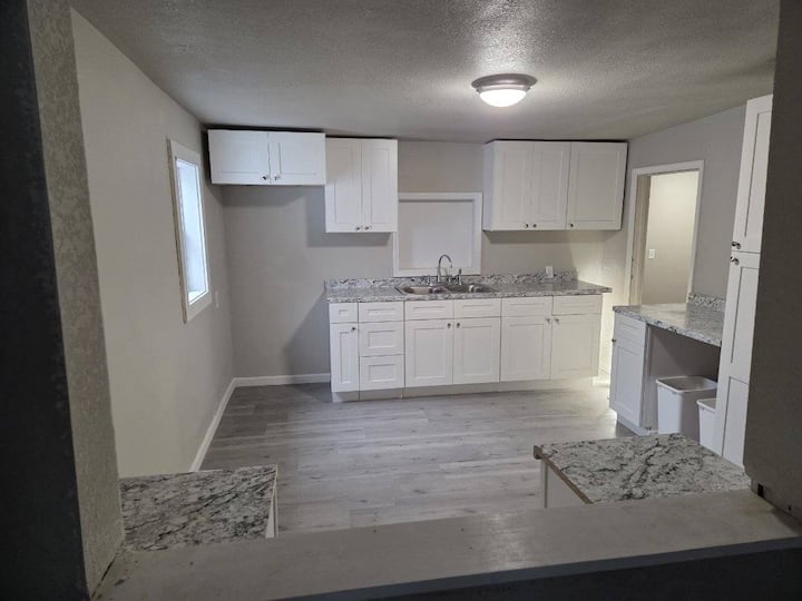 Cozy Cottage - Wildlife Views - Coldwater, MI