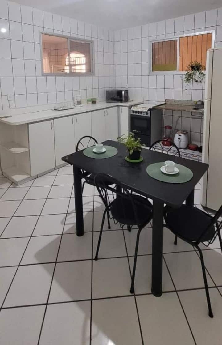 “Apto 2 Quartos Perto Da Praia E Shopping V. Velha - Vila Velha