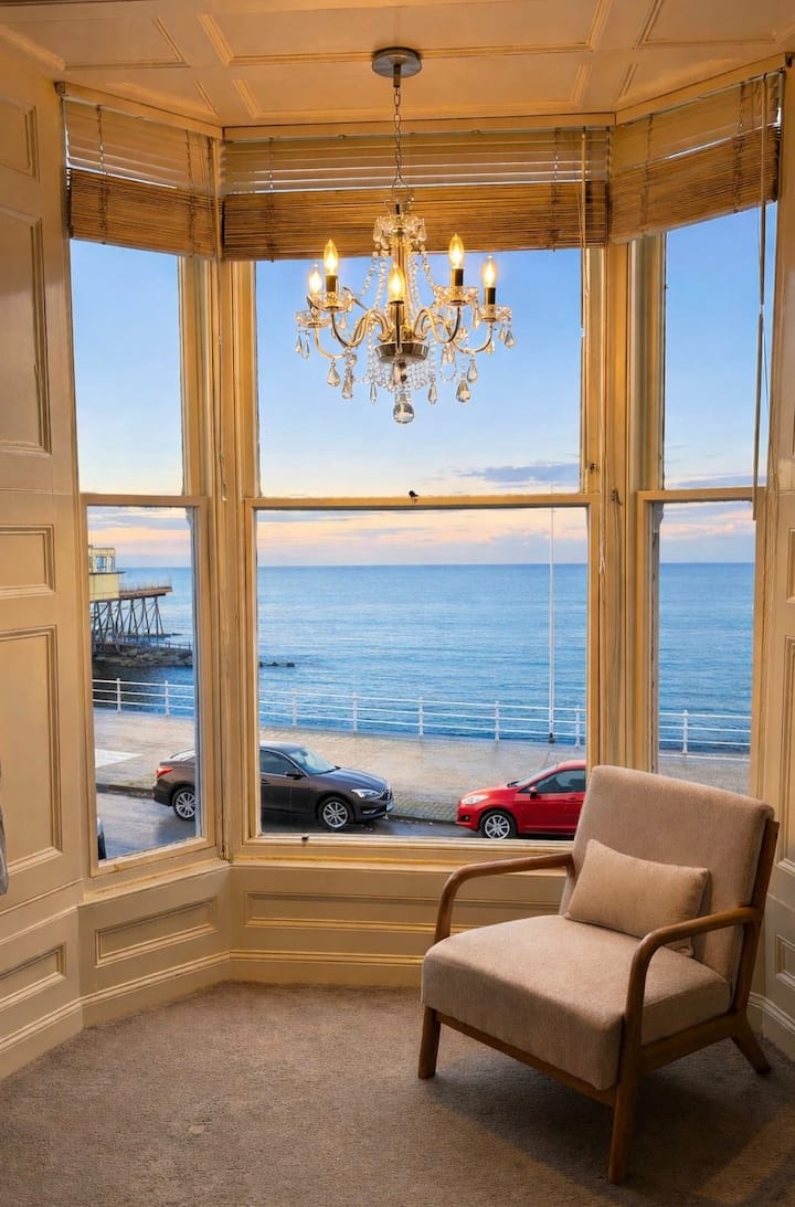 Luxury Seaside Accommodation, Swn Y Mor 3 - 에버리스트위스