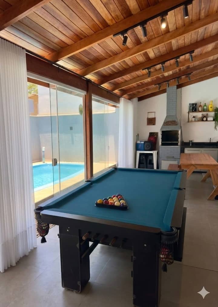 Casa De Praia Com Piscina E Sinuca - Barra Velha