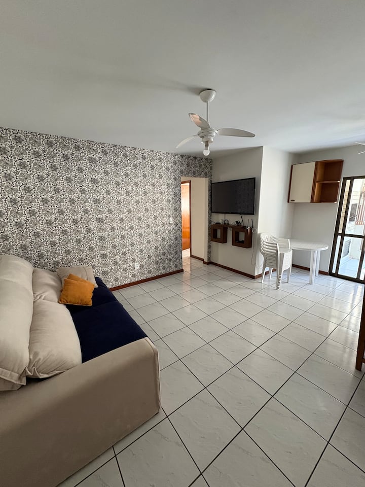 Apartamento Com 03 Dormitórios, 01 Vaga De Garagem - Itapema