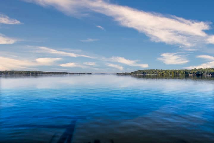 Lakeside Retreat | Newly Remodeled, Sunset View - Camden, SC
