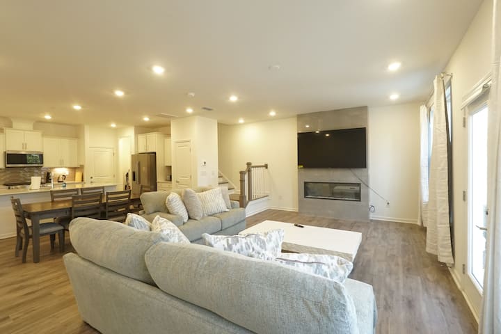 Ultimate Chill Pad - Concord, NC