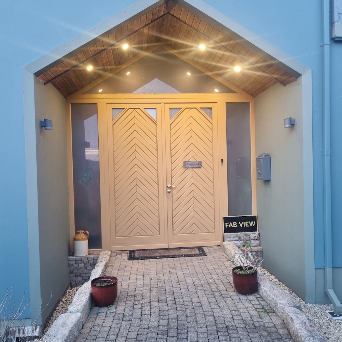 The Oval Suite @ FabView - Flats for Rent in An Daingean, County Kerry ...