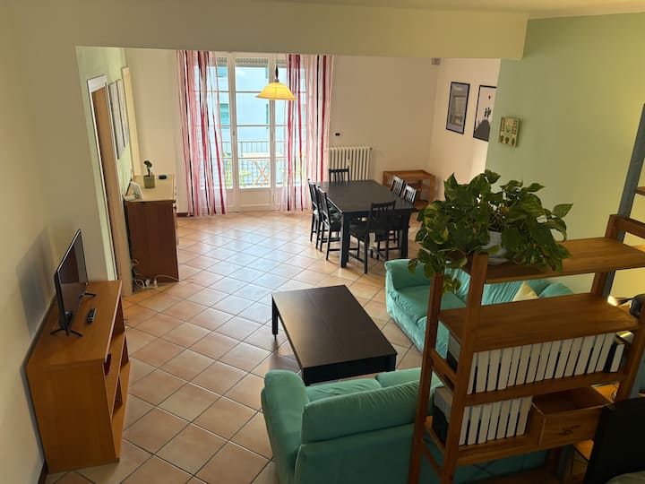 Bright, Airy With Fast Links To The City Center - San Donato Milanese
