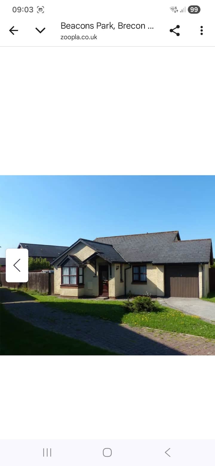 Brecon Beacons Cosy Home - Brecon