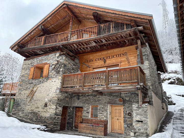 Chalet Les Coquelicots. For Every Season - Séez