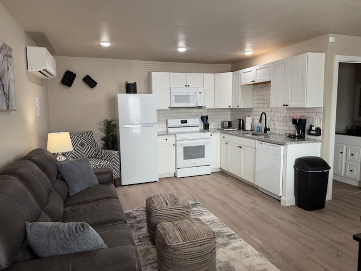 Welcome To This New 2 Bedroom Unit E - Clovis, NM