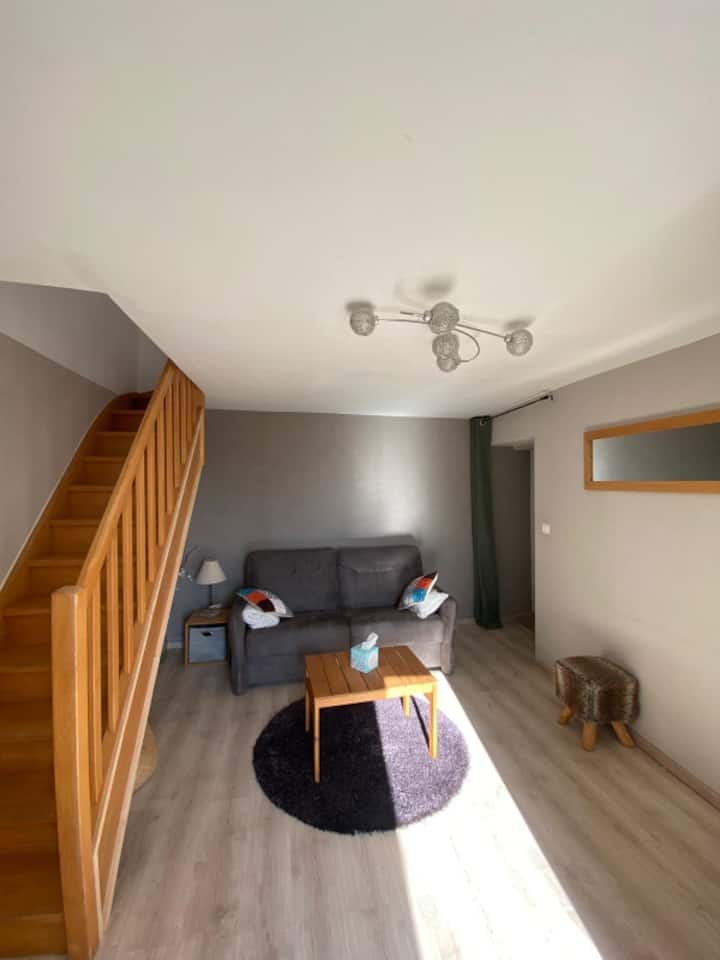 Petite Maison Au Calme à La Campagne - Belley