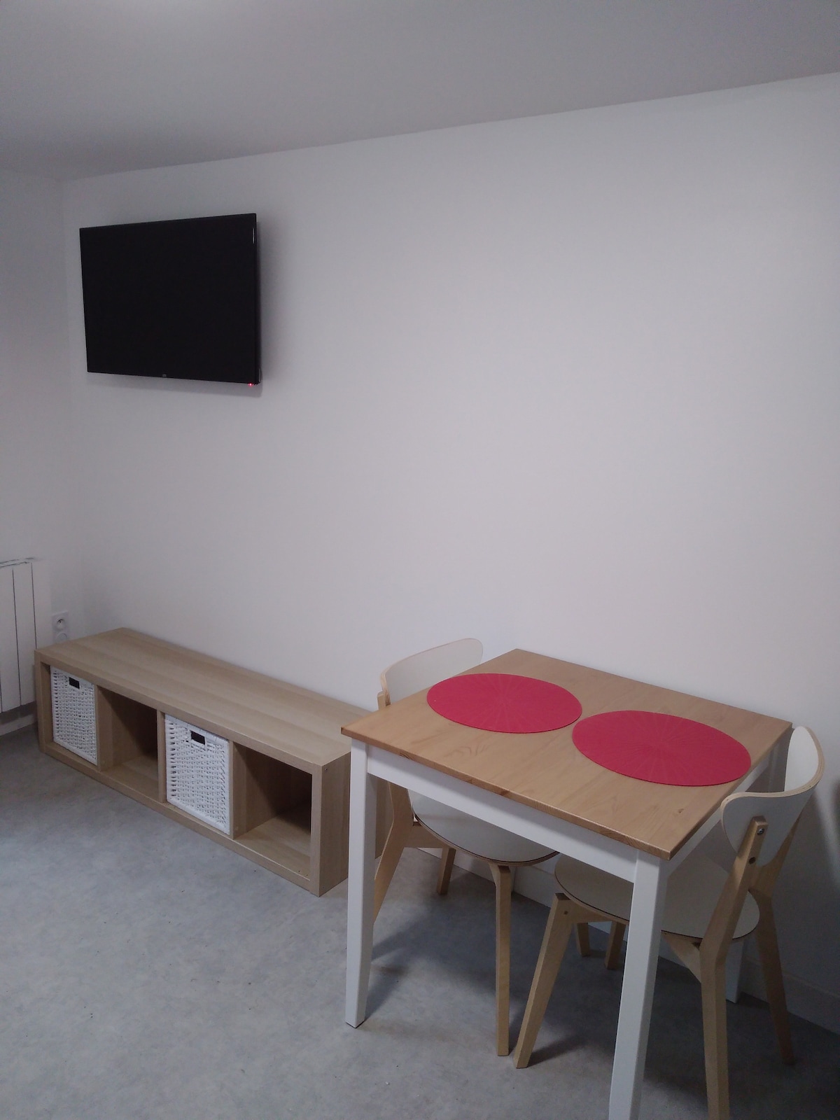 Old Angoulême apartment - Apartments for Rent in Angoulême, Nouvelle ...