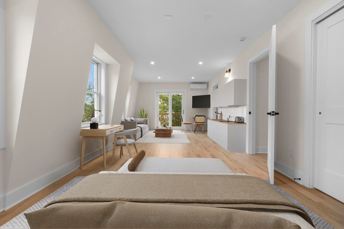 Stylish Studio Minutes to Train Station - Flats for Rent in Stamford ...