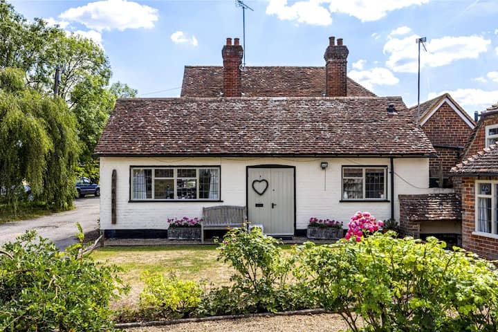 Peaceful Guesthouse Of 13th Century Cottage - ゴダルマイニング