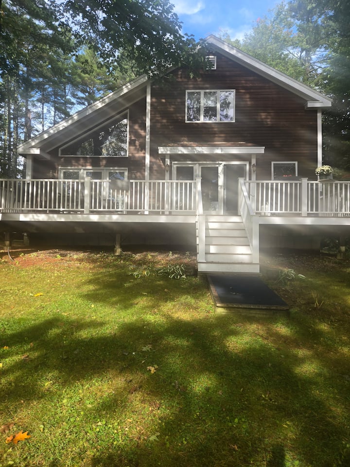 Beautiful Lakefront Home On Great Pond In Belgrade - 雪梨