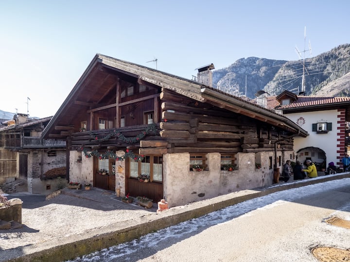 Maso Casa Zanet - Eleganza In Un Maso Del 1500. - Obereggen