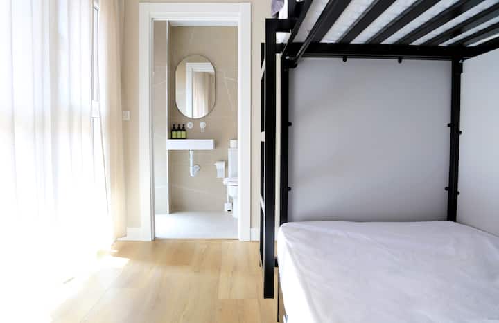 Uri Hostel Habitaciones Privadas - Bilbao