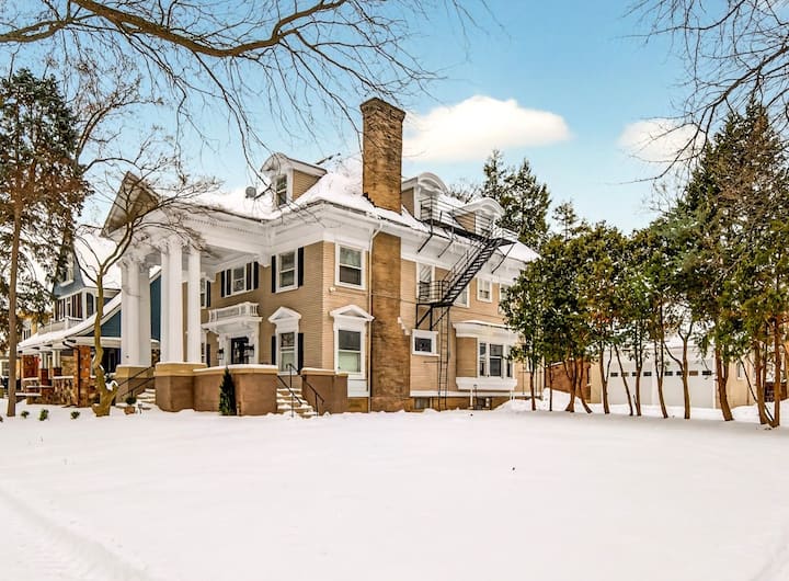 Historic East Ave Studio~cozy~walkable~central5 - Rochester, NY