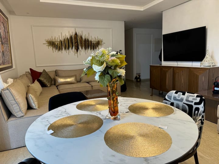 Appartement De Luxe Entièrement Meublé - Rabat