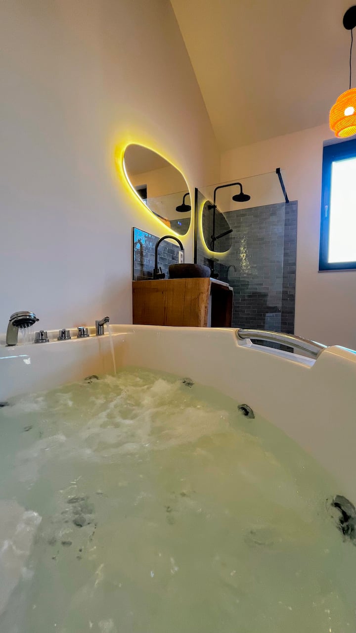 Havre De Paix - Modernité, Calme & Jacuzzi - Luik