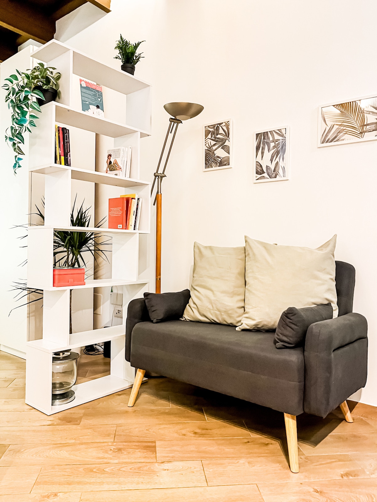 Mamma Roma At the Colosseum - Apartments for Rent in Rome, Lazio, Italy ...