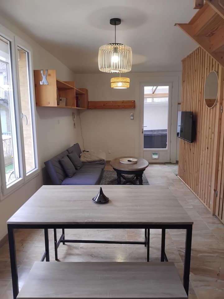 Un Nid Chaleureux Au Cœur Du Ciel Avec Spa - Charleville-Mézières