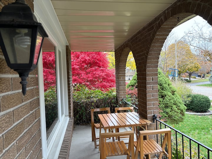 Entire Upper Levels In A House In Unionville - Markham