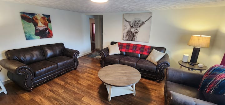 Farmhouse Getaway Near Ut | 15 Min Knoxville - Blaine, TN