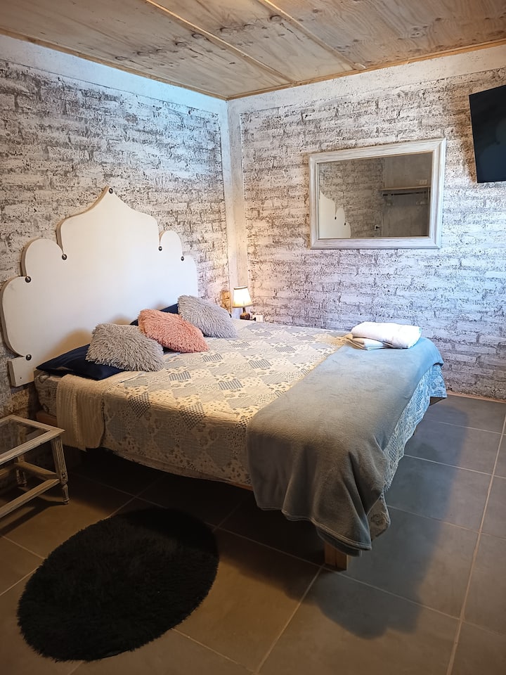 Cabaña  Rústica En Casa De Familia, Los Andes . - San Felipe, Chile