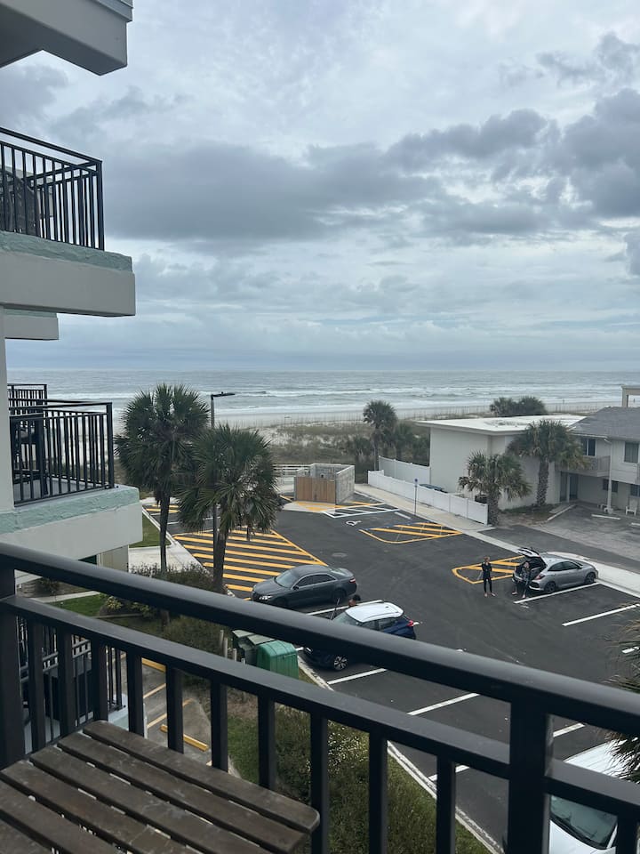 Zen Tides: Asian-inspired Oasis With Ocean Views - 잭슨빌 비치