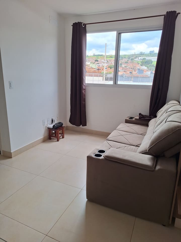 Apartamento Com áRea De Lazer. - Patos de Minas