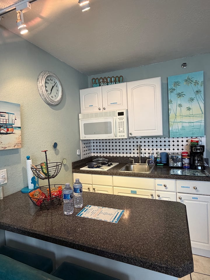 Gorgeous Ocean View Condo W/ Private Balcony - Daytona Beach, FL
