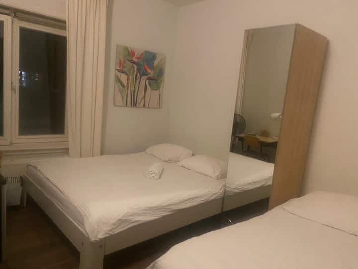 Private Room For 3 Persons In Shared Appartment - Amsterdam