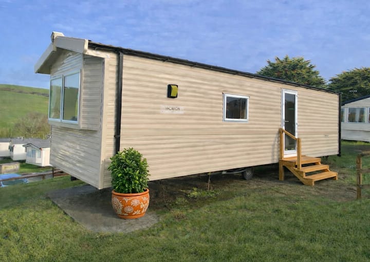 Elsa’s Lodge - Newquay