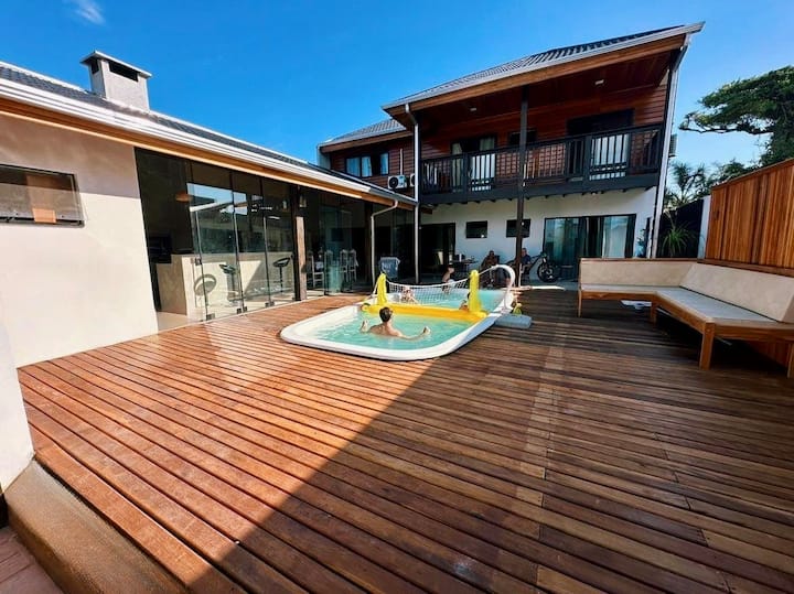 Casa Nova E Espaçosa Com Piscina - Itapoá