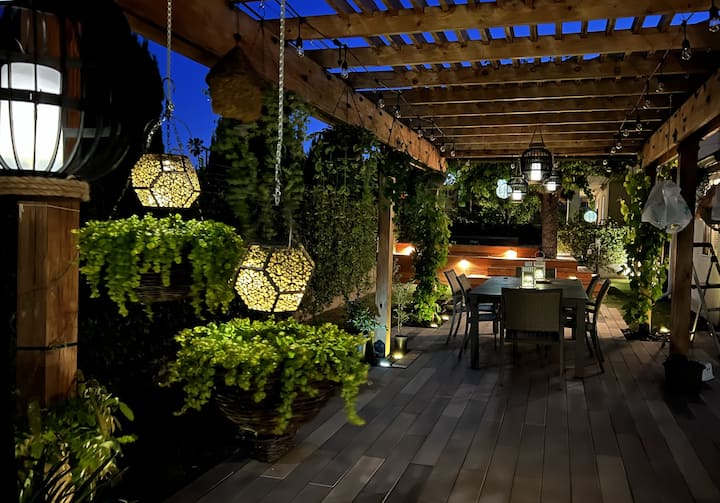 Cozy South Bay Retreat - Redondo Beach, CA