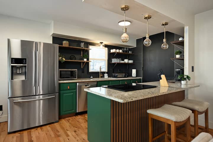 New House 14 Guest! ! ! Soccer Cup - Greenwood, MO